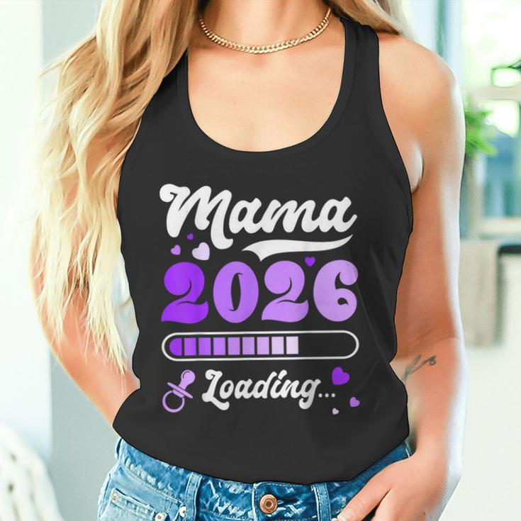 Mamá 2026 Loading Revelación Del Embarazo Futura Mamá Camiseta sin ...