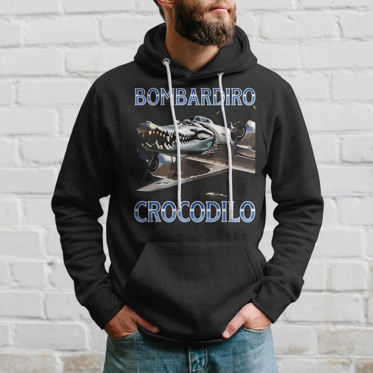 Bombardiro Cocodrilo Meme Italiano Brainrot Memes Bombardino Sudadera ...
